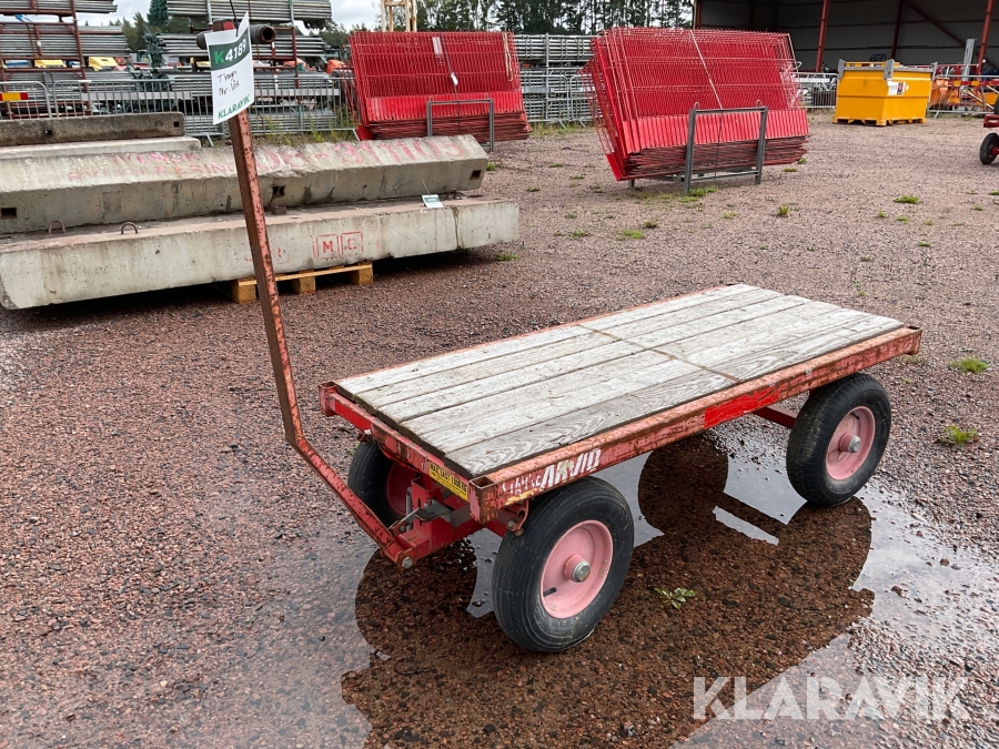 Fyrhjulsvagn Starke Arvid, Jönköping, Klaravik auktioner