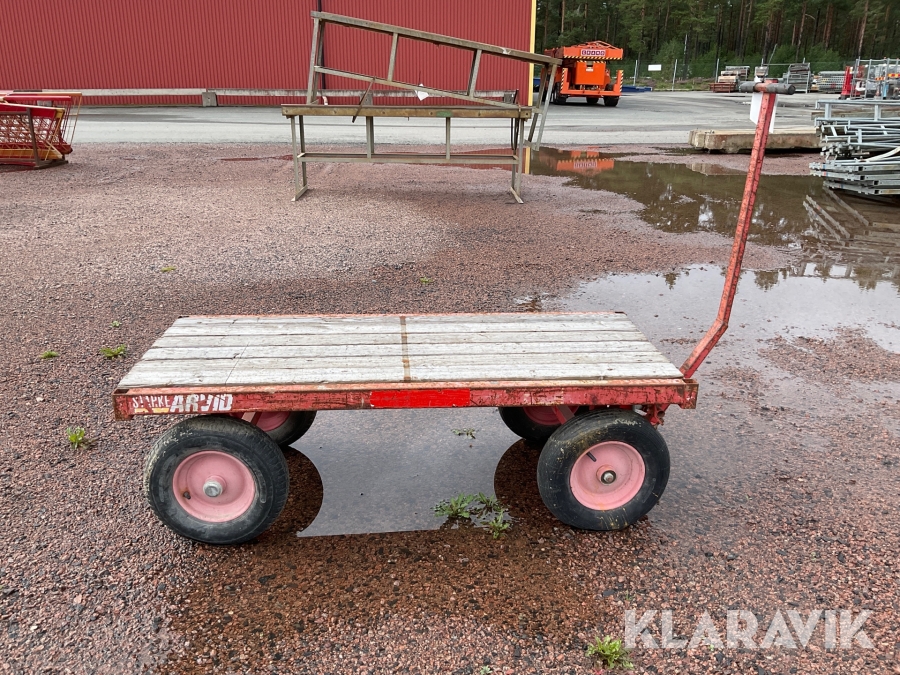 Fyrhjulsvagn Starke Arvid, Jönköping, Klaravik auktioner