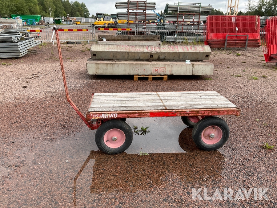 Fyrhjulsvagn Starke Arvid, Jönköping, Klaravik auktioner