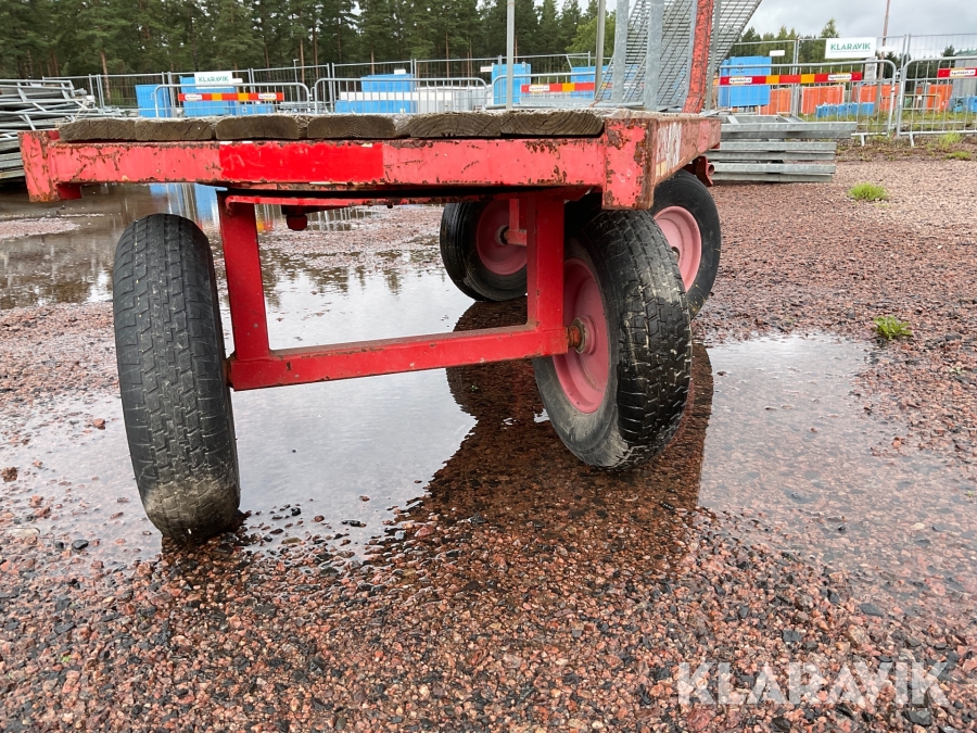 Fyrhjulsvagn Starke Arvid, Jönköping, Klaravik auktioner