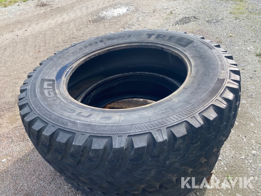 Traktordäck Nokia 480/80-38, Västerås, Klaravik auktioner