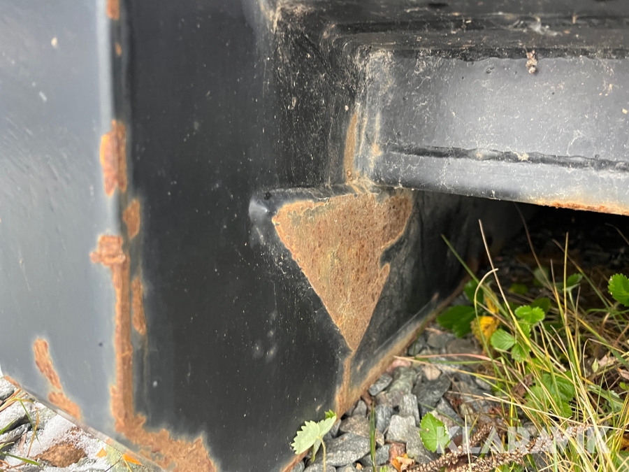 Lastväxlarflak Cargo Mekan Sisu godsflak 5,8m, Gävle, Klarav