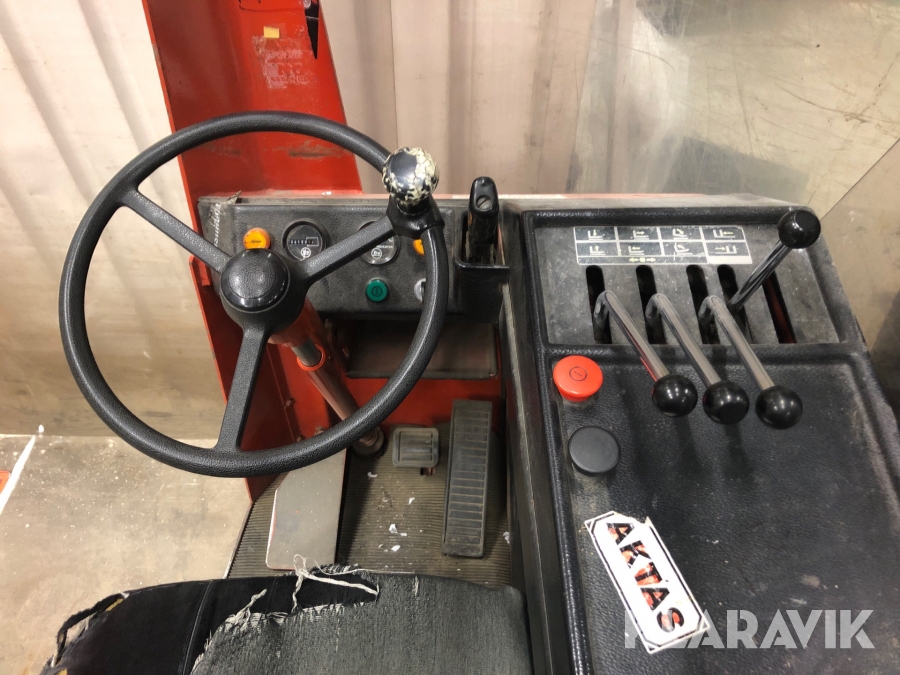 Skjutstativtruck BT RT1350E