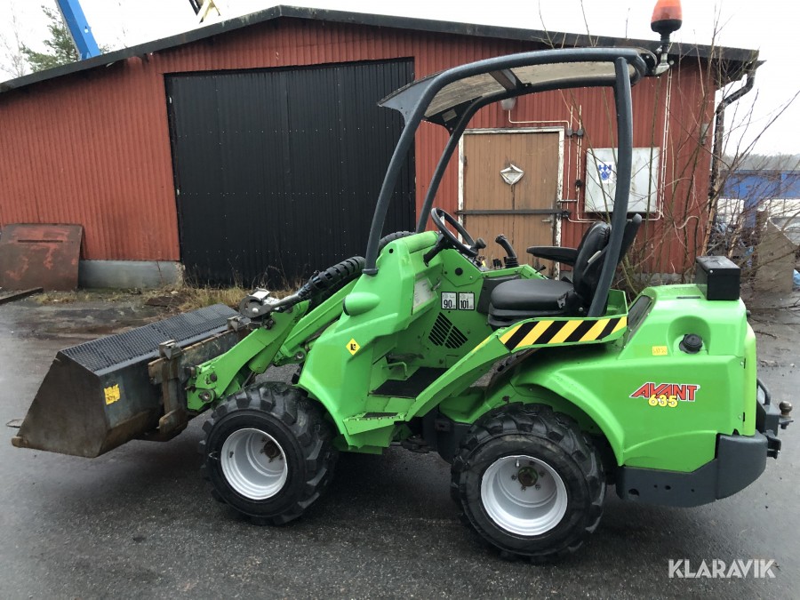 Lastmaskin Avant 635