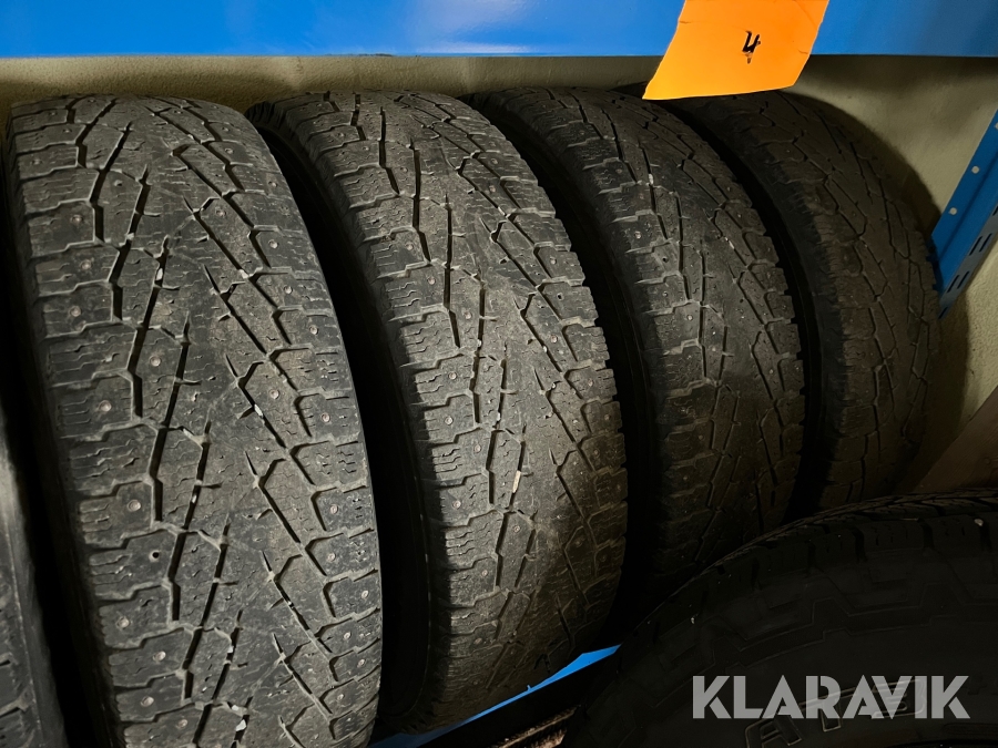 Däck till Mercedes Sprinter Nokian Hakkapeliitta 205/76R16C,