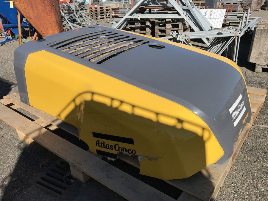 Motorhuv till Dynapac CA1500D