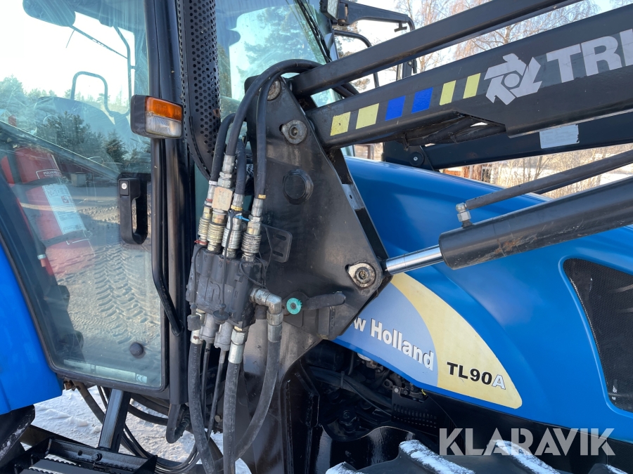 Traktor New Holland TL90A, Arvika, Klaravik auktioner