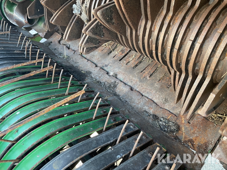 Rundbalspress Orkel HiQ Smart Baler, Uppsala, Klaravik aukti