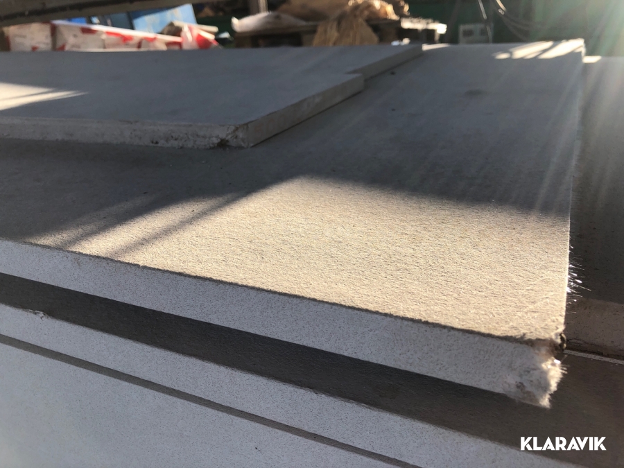 Klaravik Auktioner | Brandgips