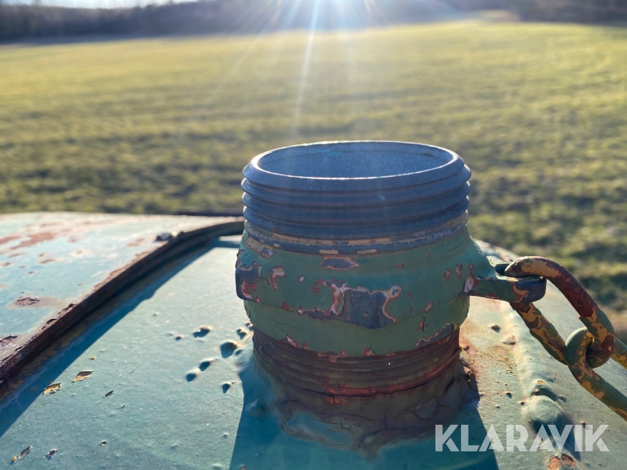 Tankvagn 2m3, Eskilstuna, Klaravik auktioner