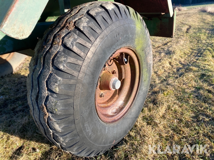 Tankvagn 2m3, Eskilstuna, Klaravik auktioner