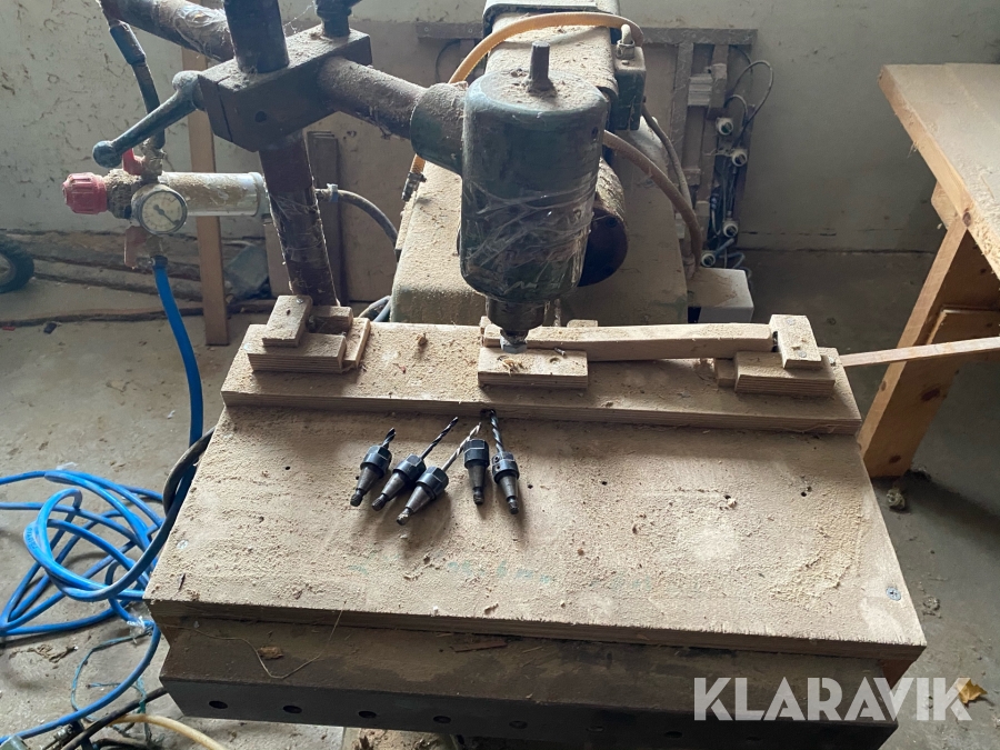 Klaravik Auktioner | Dubbelborrmaskin Dubelfix bidek