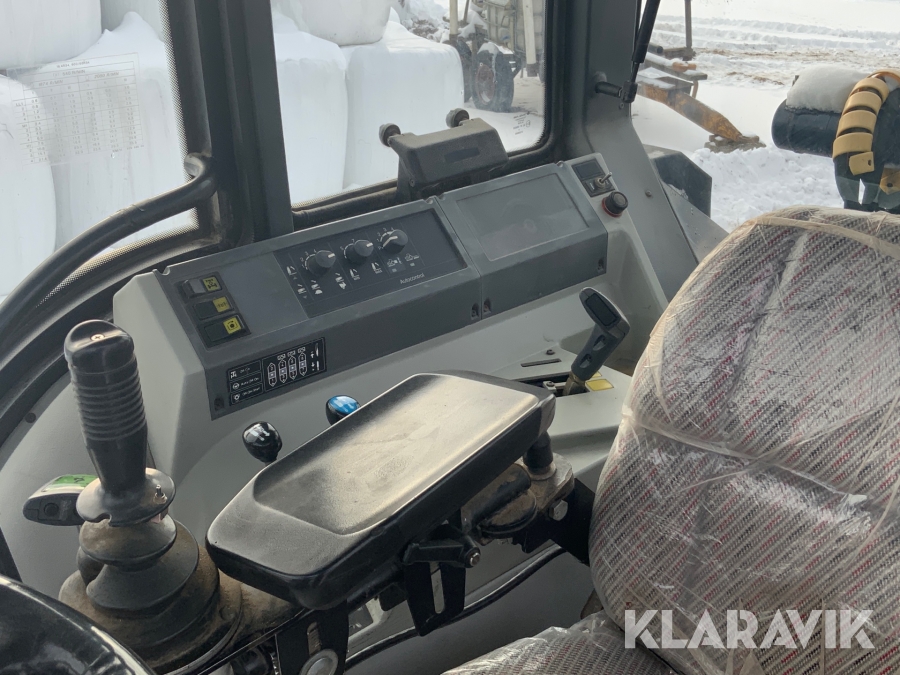 Traktor Valtra 6200