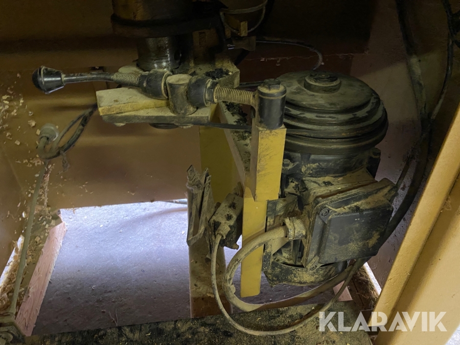 Bordsfräs Scm T110 med mataraggregat