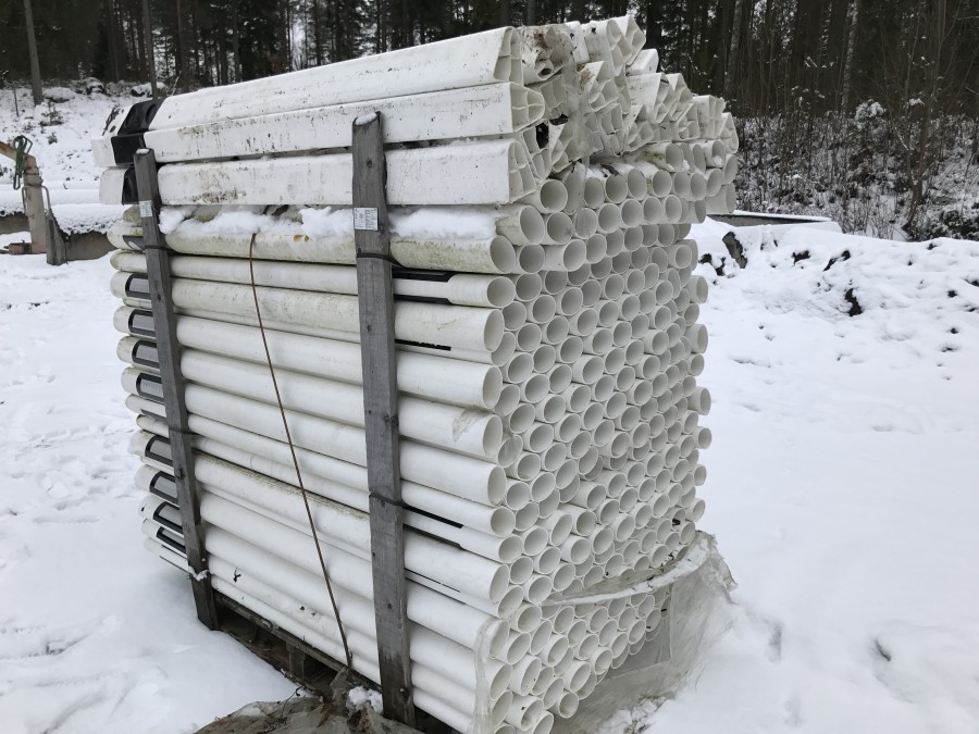 Klaravik Auktioner | Reflexstolpe / Kantstolpe