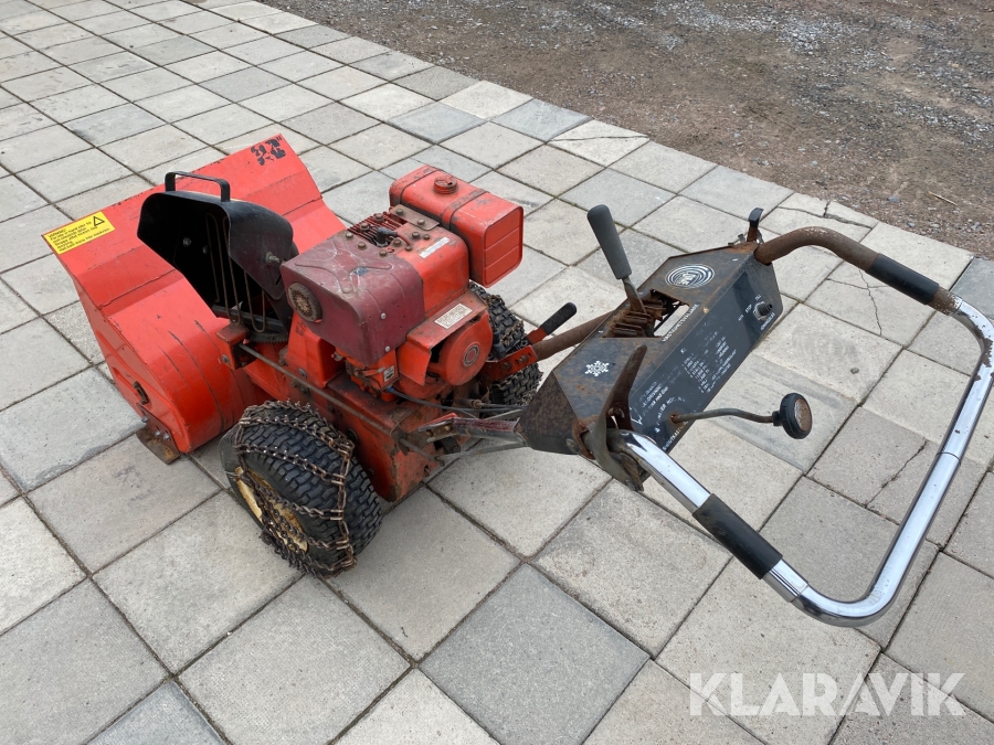 Klaravik Auktioner | Snöslunga Gilson brothers