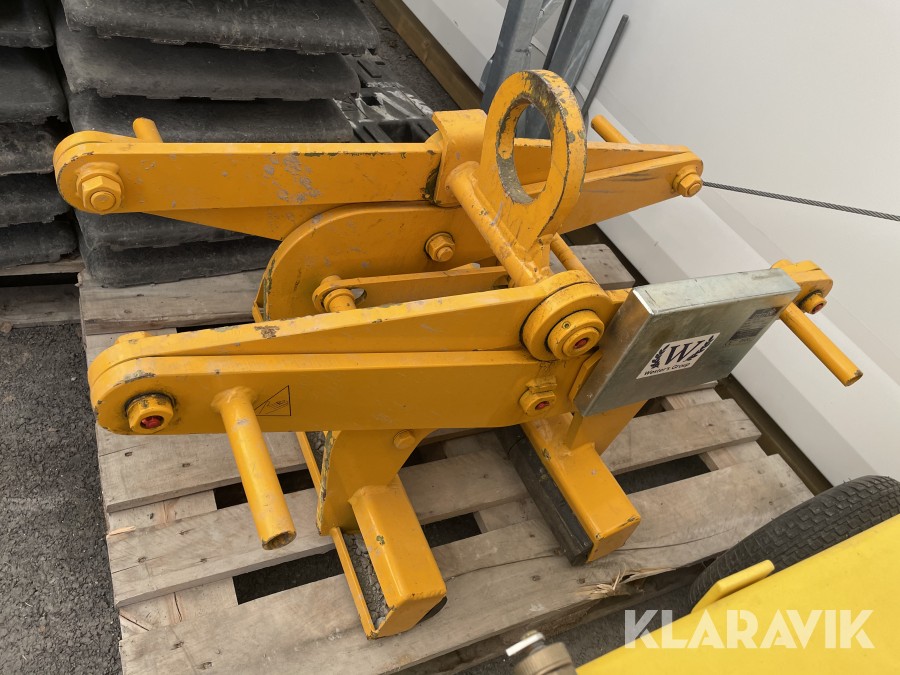 Klaravik Auktioner | Barriärlyft BSV 1507.40