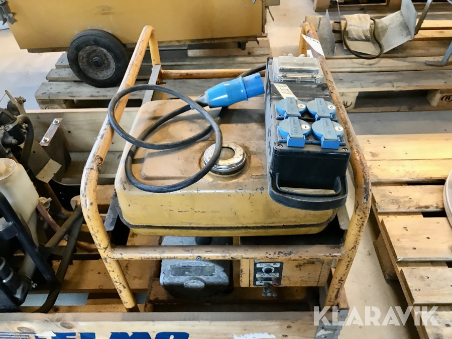 Klaravik Auktioner | Elverk Robin RGX 305D