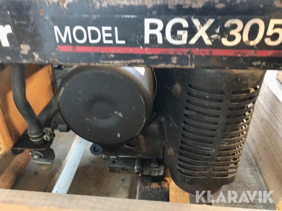 Klaravik Auktioner | Elverk Robin RGX 305D