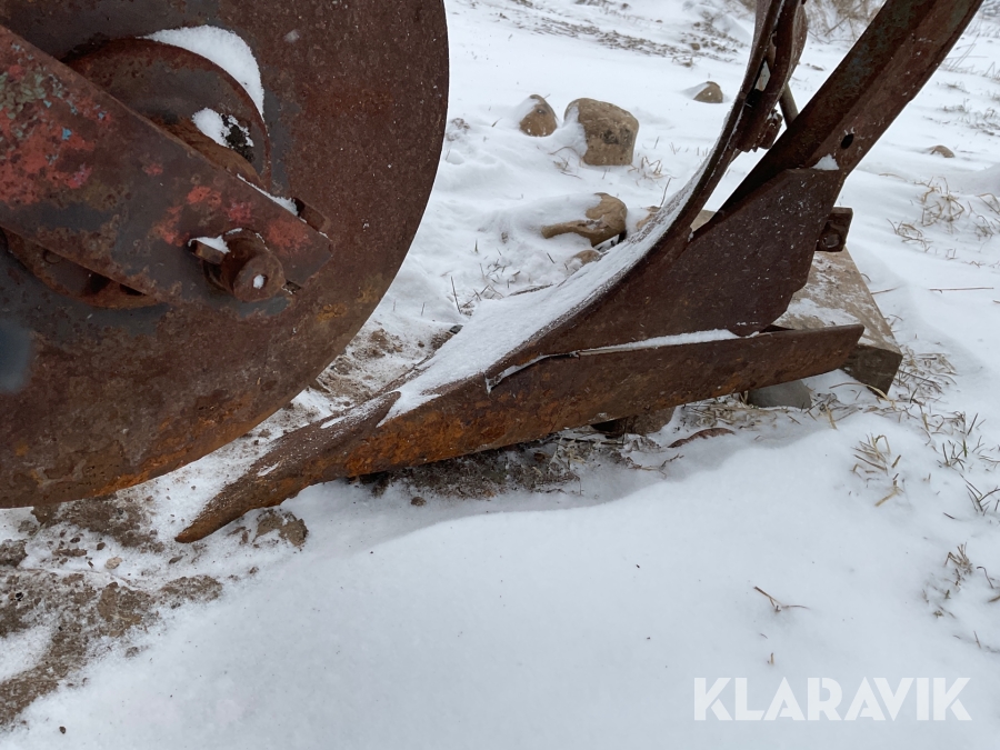 Plog Överum CT 598L 5-skärig, Falköping, Klaravik auktioner