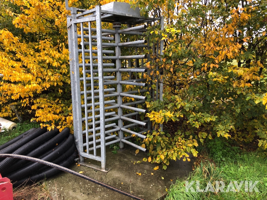 Klaravik Auktioner | Elektrisk gånggrind Simab