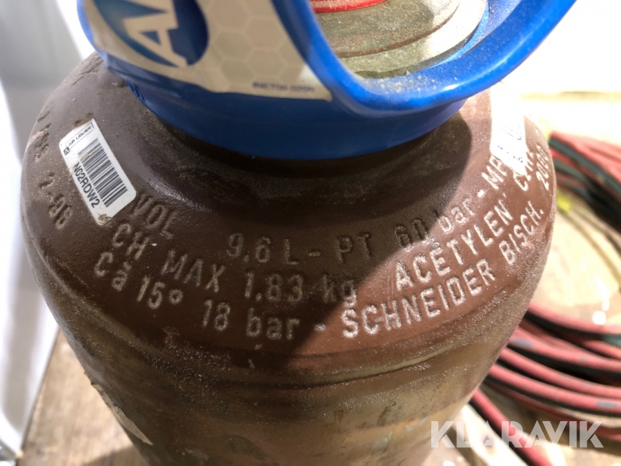 Klaravik Auktioner | Gassvets med tillbehör