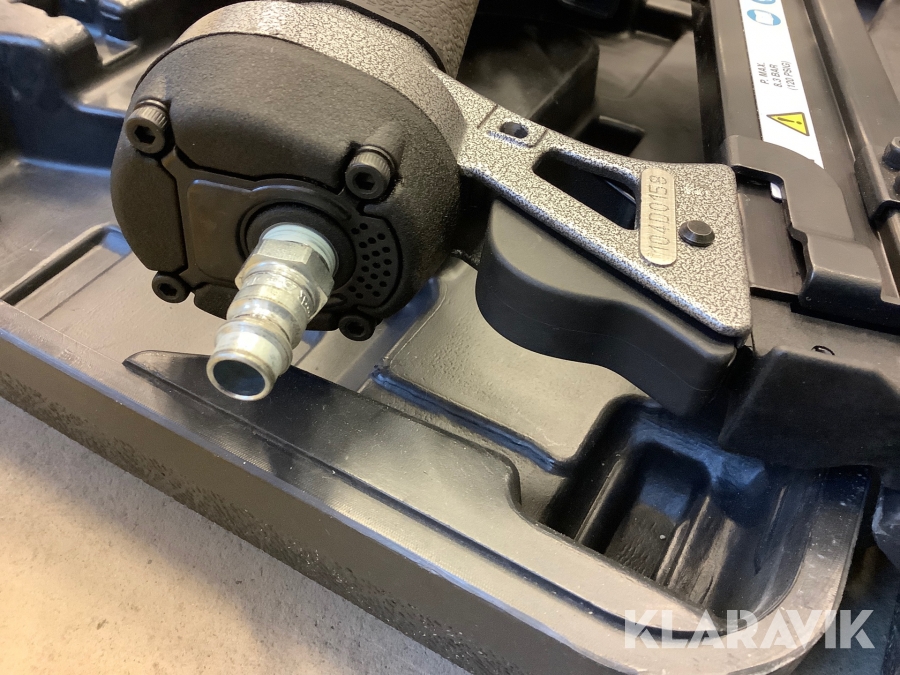 Klaravik Auktioner | Spikpistol Senco SLS18-M Tryckluftsdriven