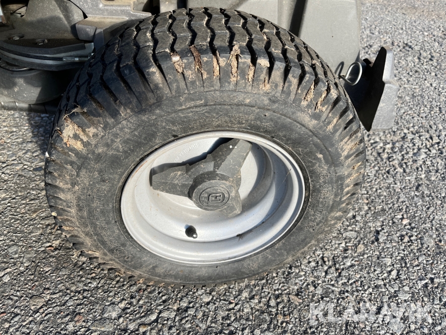 Åkgräsklippare Husqvarna RC 320TS AWD, Svedala, Klaravik auk