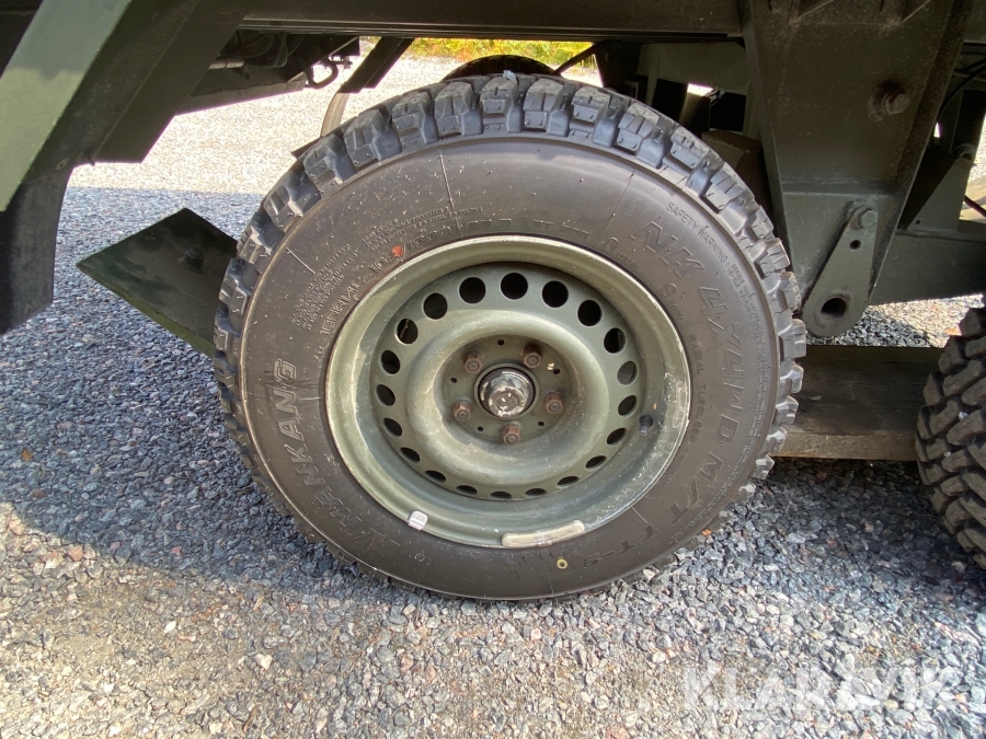 Bandvagnssläp Moelven 1922, Norrtälje, Klaravik auktioner