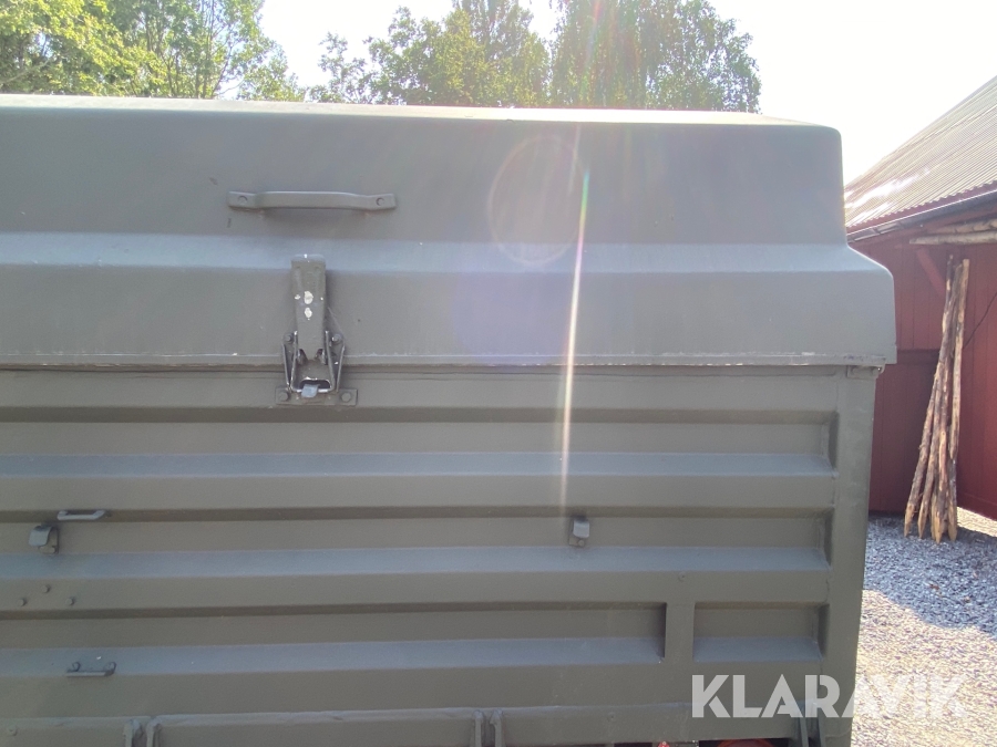 Bandvagnssläp Moelven 1922, Norrtälje, Klaravik auktioner