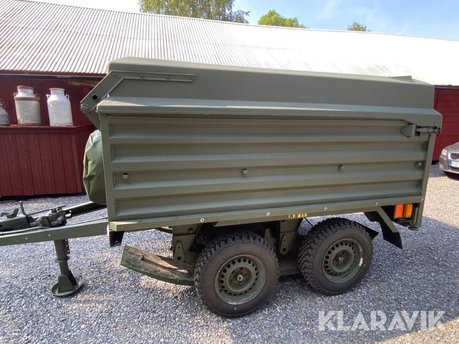 Bandvagnssläp Moelven 1922, Norrtälje, Klaravik auktioner