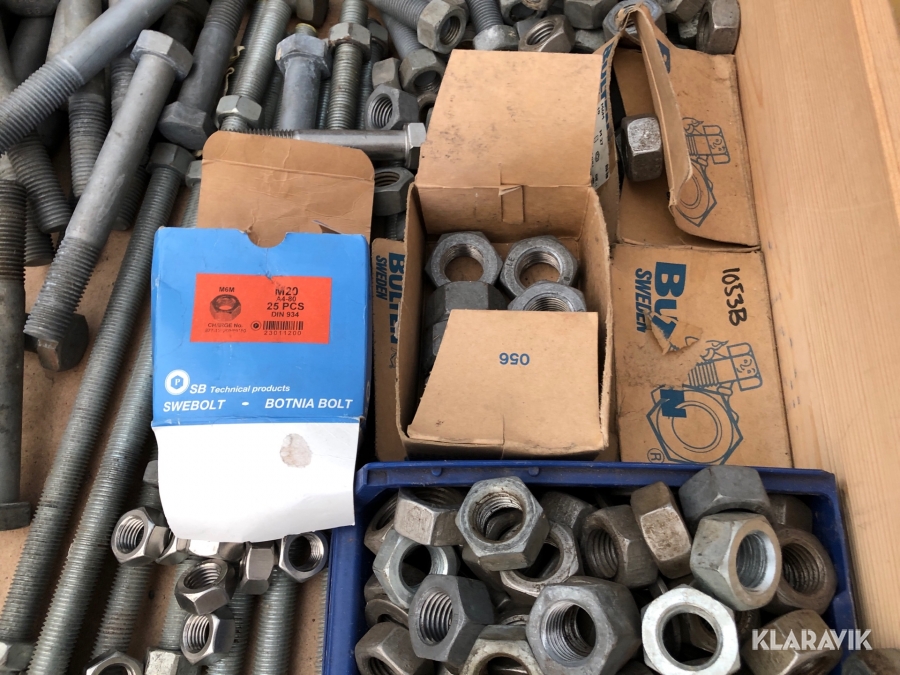 Klaravik Auktioner | Bult rostfri M16-M27