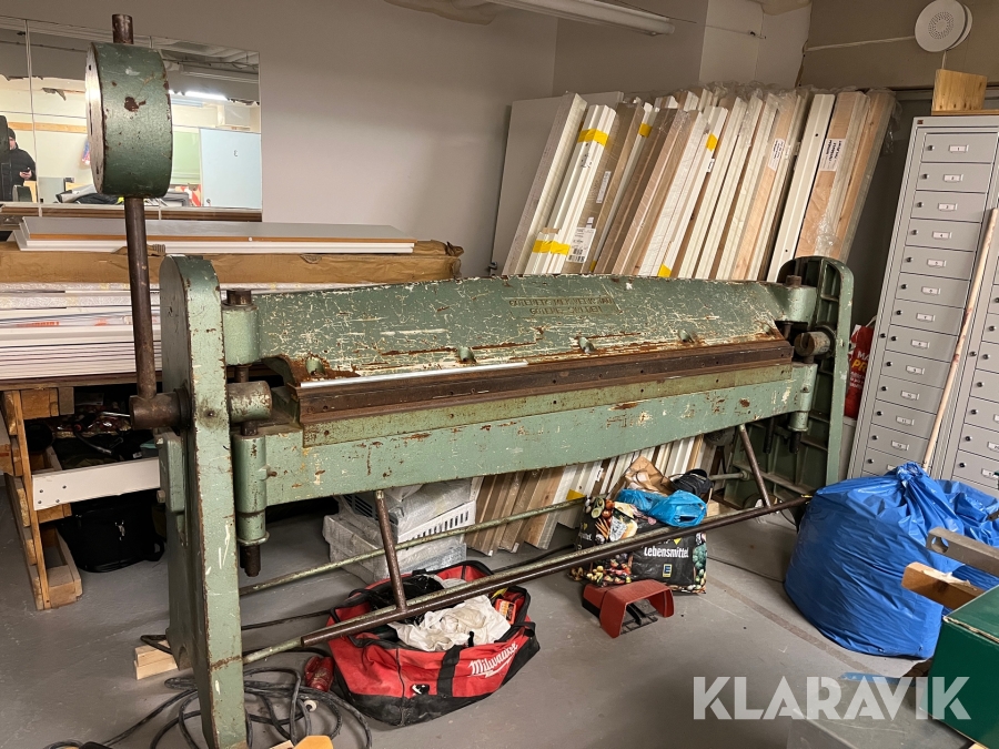 Plåtbockningsmaskin Göteneds Mek. Verkstad KR-7E, Södertälje