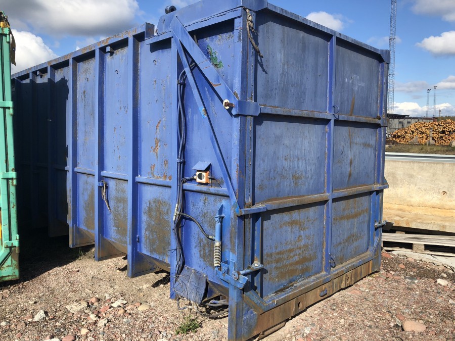 Klaravik Auktioner | Container 35 m3