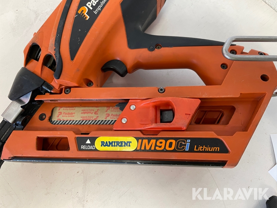 Klaravik Auktioner | Spikpistol gas Paslode IM90