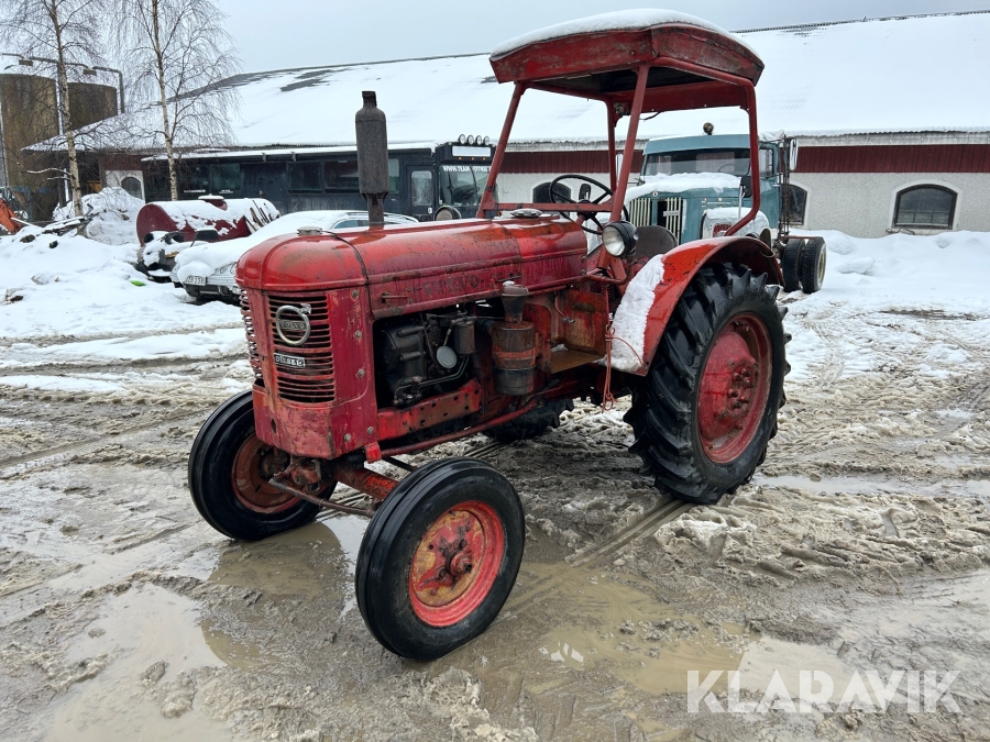 Traktor Volvo Victor, Örnsköldsvik, Klaravik auktioner
