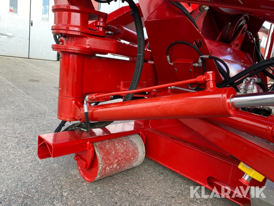 Betongroterare Saraka LSB 4 BK, Södertälje, Klaravik aukti