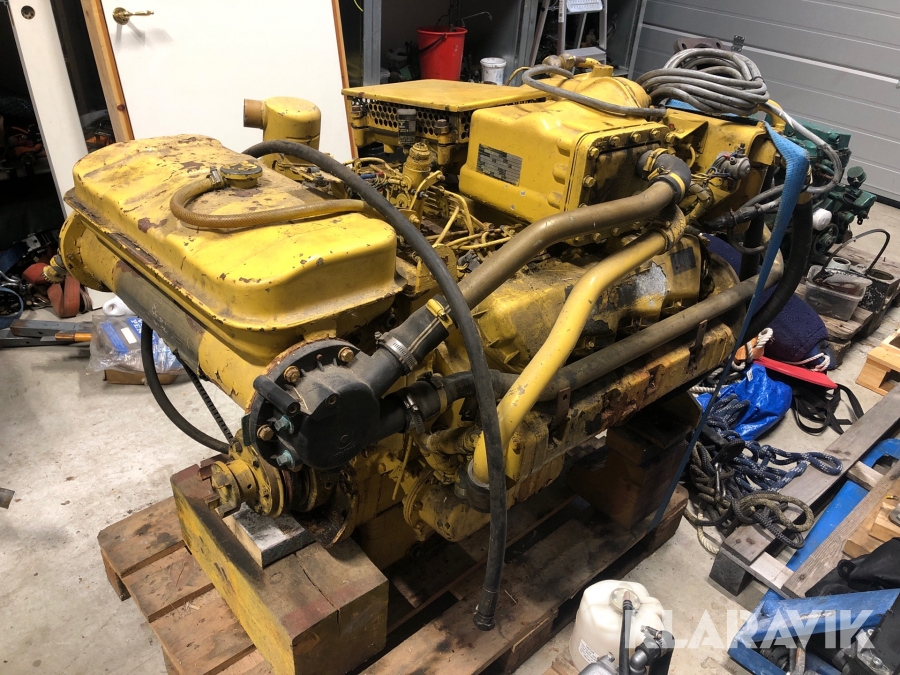 Klaravik Auktioner | Båtmotor Caterpillar V8