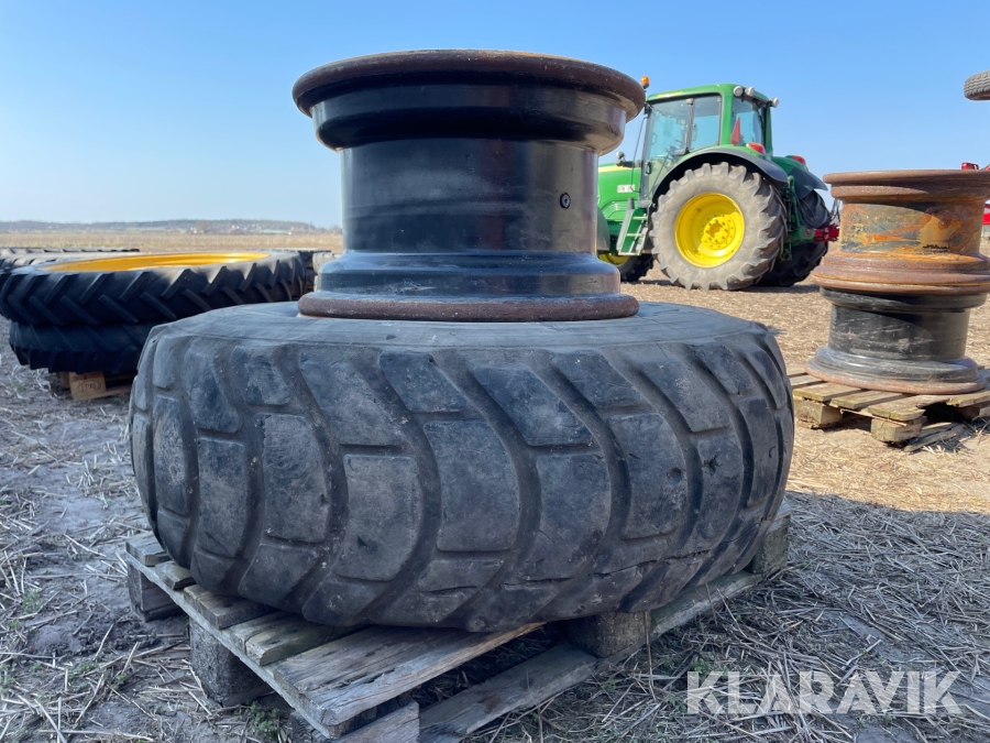 Däck med fälg Michelin, Sölvesborg, Klaravik auktioner