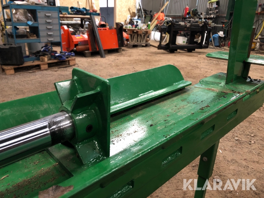 Klaravik Auktioner | Vedklyv Kellfri HK777