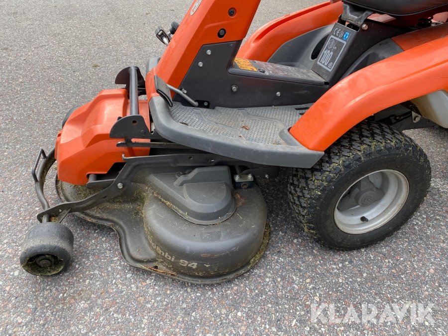 Åkgräsklippare Husqvarna R213C, Södertälje, Klaravik auk