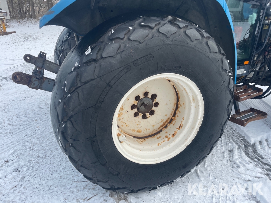 Traktor Ford 4835 DT, Göteborg, Klaravik auktioner