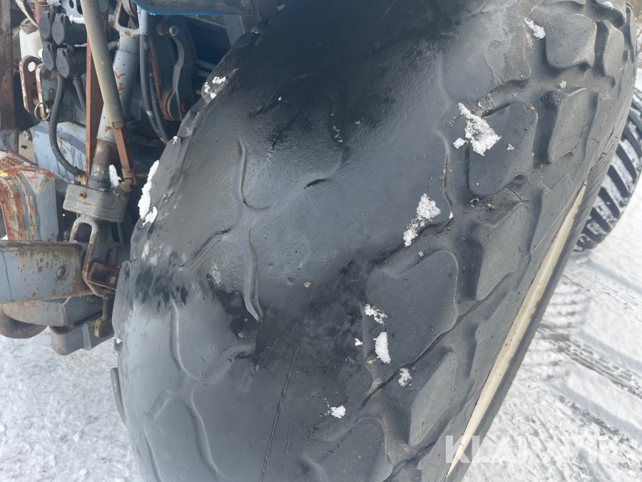 Traktor Ford 4835 DT, Göteborg, Klaravik auktioner