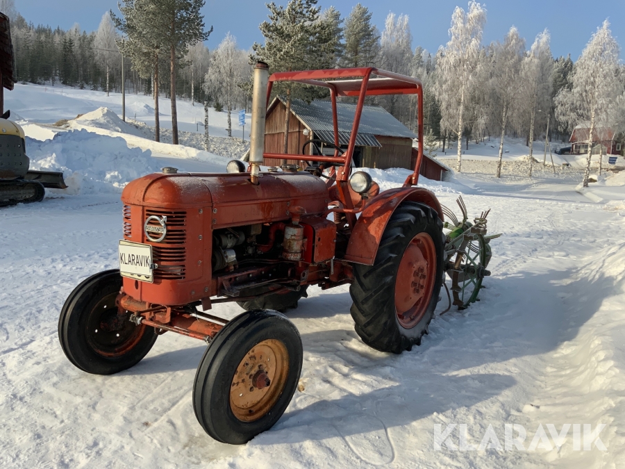 Veterantraktor Volvo T25, Lycksele, Klaravik auktioner