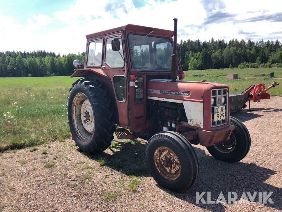 Traktor INTERNATIONAL 474