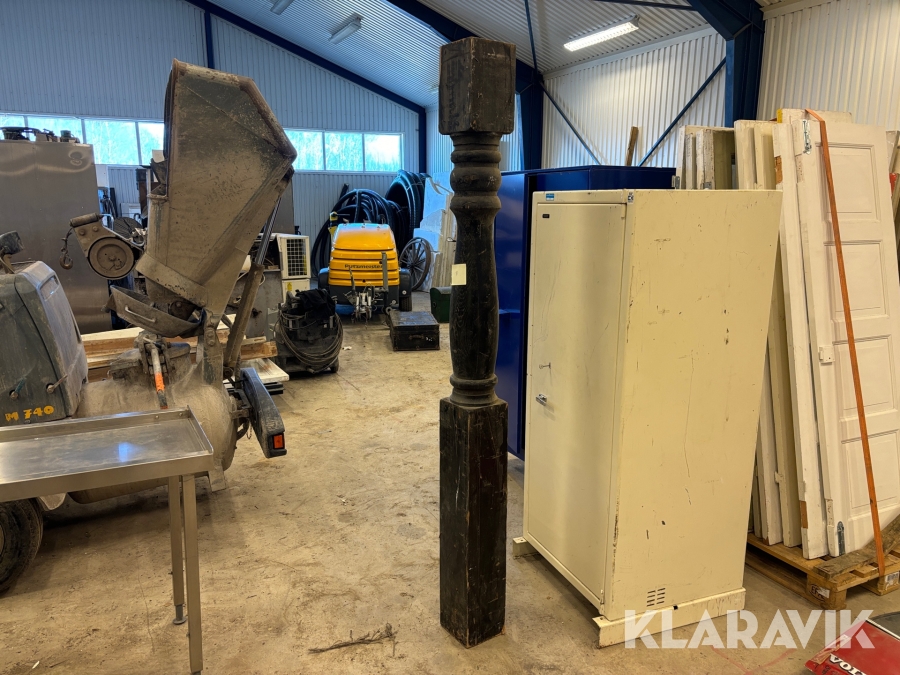 Stolpar, Stockholm, Klaravik auktioner