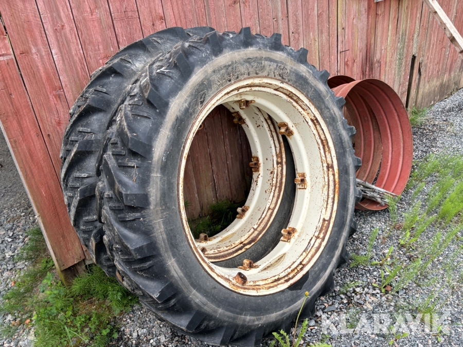 Dubbelmontage Kleber 13,6R38, Kil, Klaravik auktioner