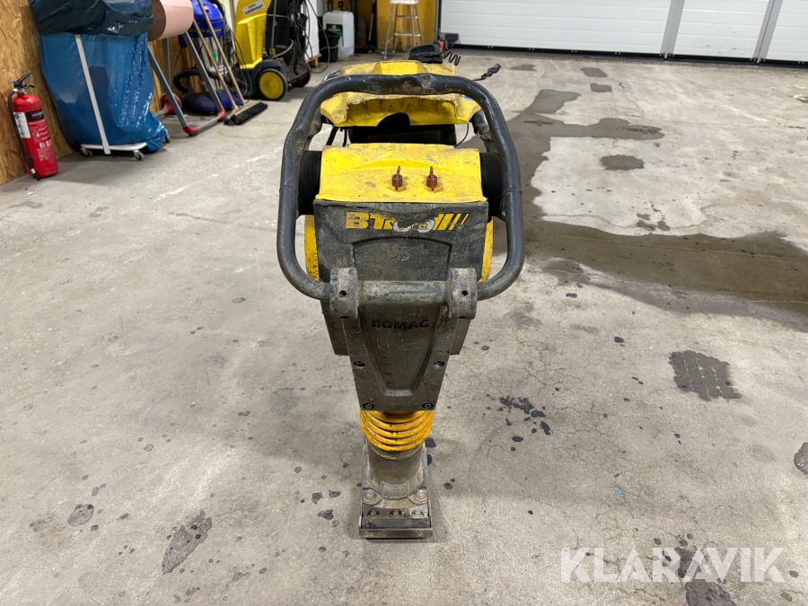 Vibrationsstamp Bomag BT60, Karlskrona, Klaravik auktioner