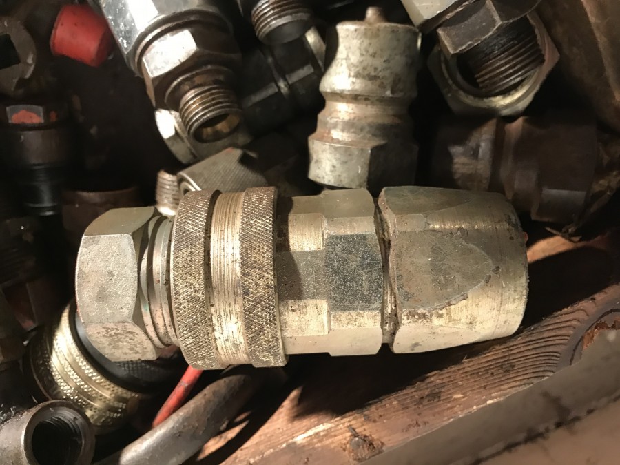 Klaravik Auktioner | Delar till Kran, Palfinger