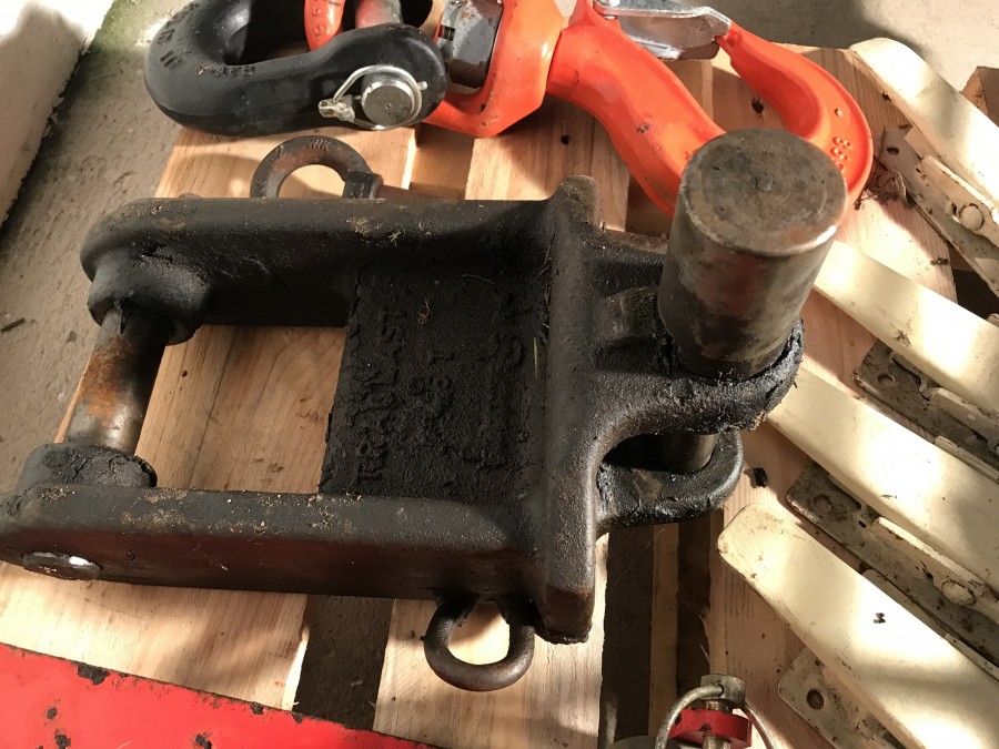 Klaravik Auktioner | Delar till Kran, Palfinger